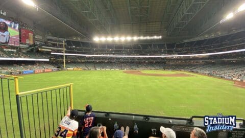 Houston Astros Ticketing, Seating & Premium - The Stadium Insiders